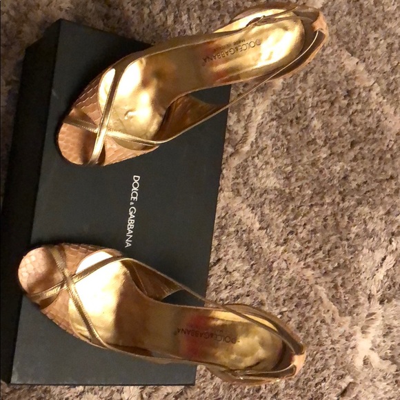 Dolce & Gabbana | Shoes | Dolce Gabbana 2 Toned Colored Heels | Poshmark